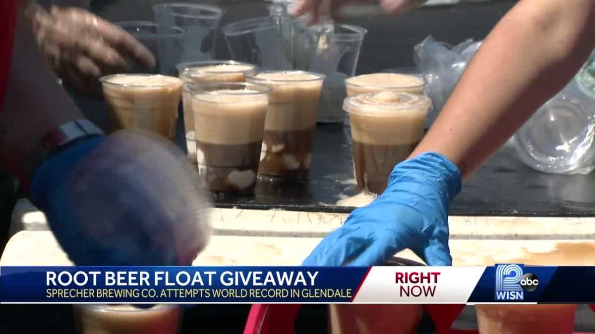 Sprecher Brewing Co. gives away root beer floats