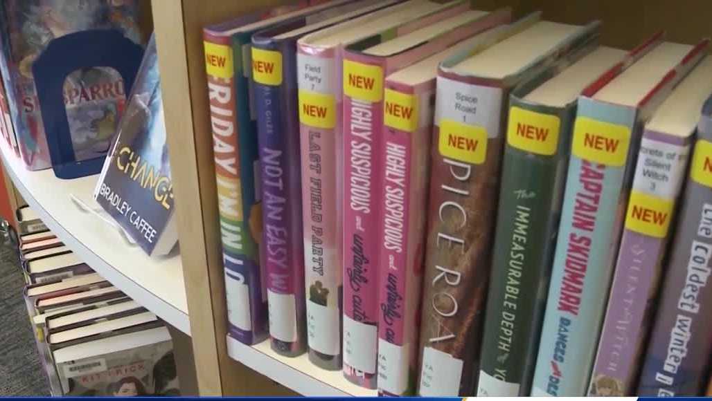 Iowa book ban law: Another public hearing Thursday morning