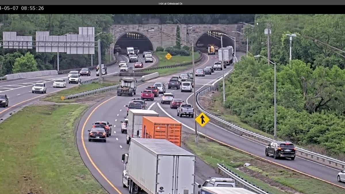 Cochran Tunnel crash on I-64 E has person taken to hospital