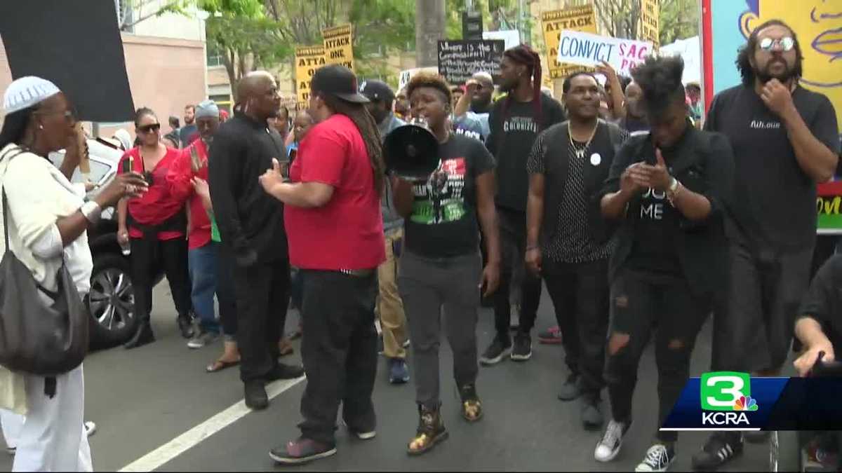 Protesters rally, march in downtown Sacramento for Stephon Clark