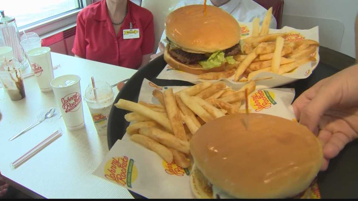 Johnny Rockets restaurant opens at Kennywood Park