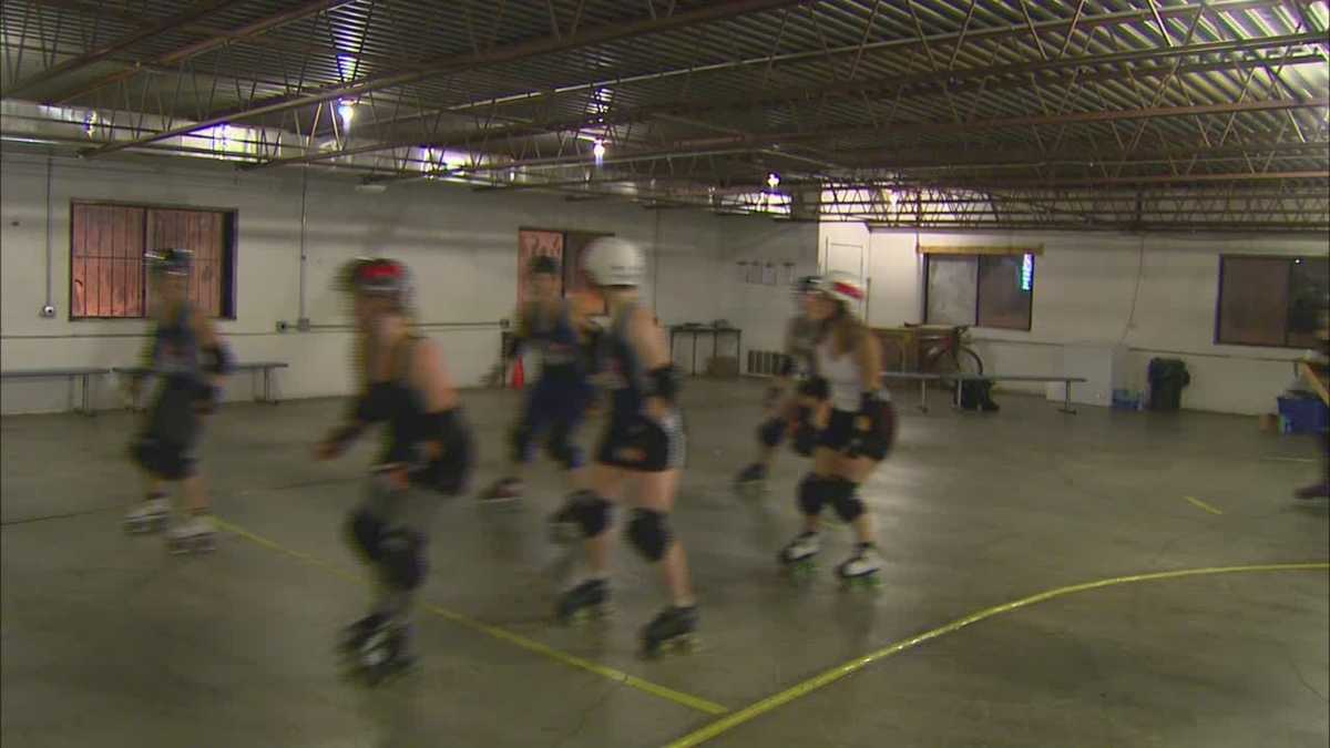 Boston's Derby Dames Skate to Win