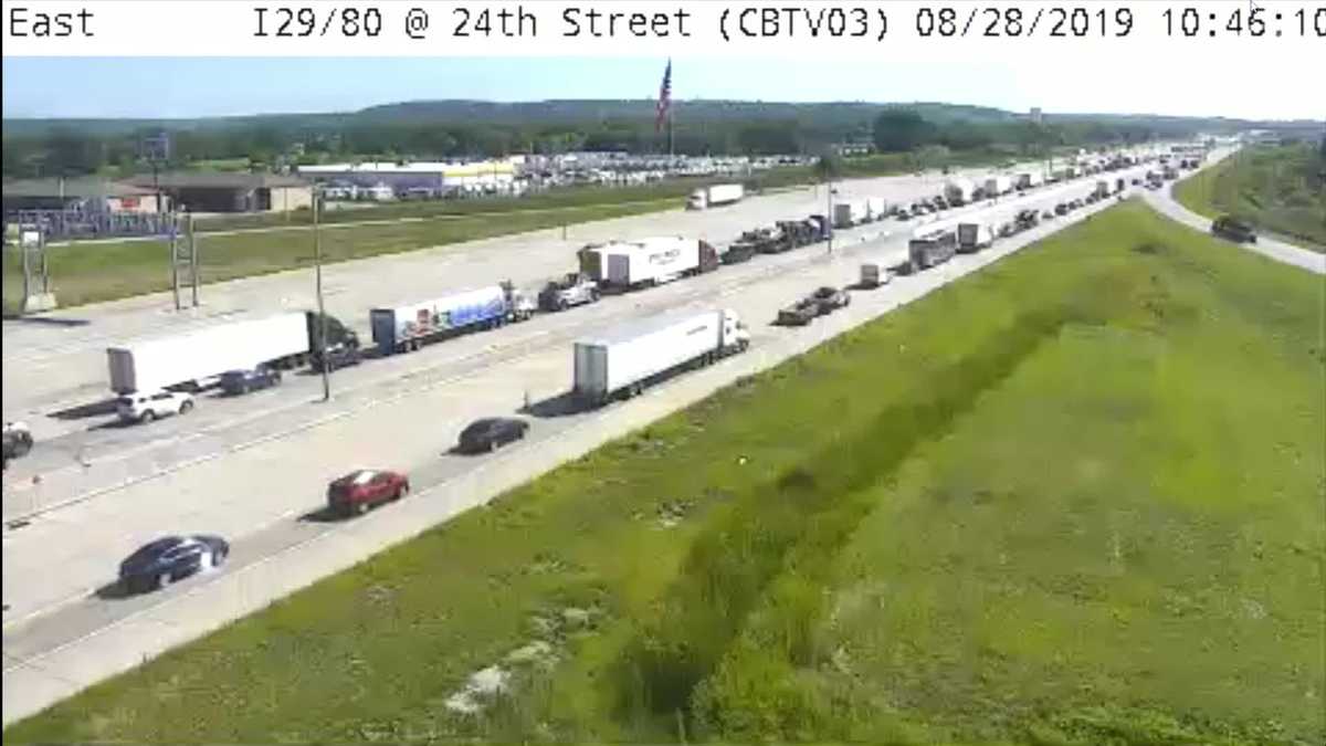 Traffic delays on EB, WB express lanes on I-80 in Council Bluffs due to ...