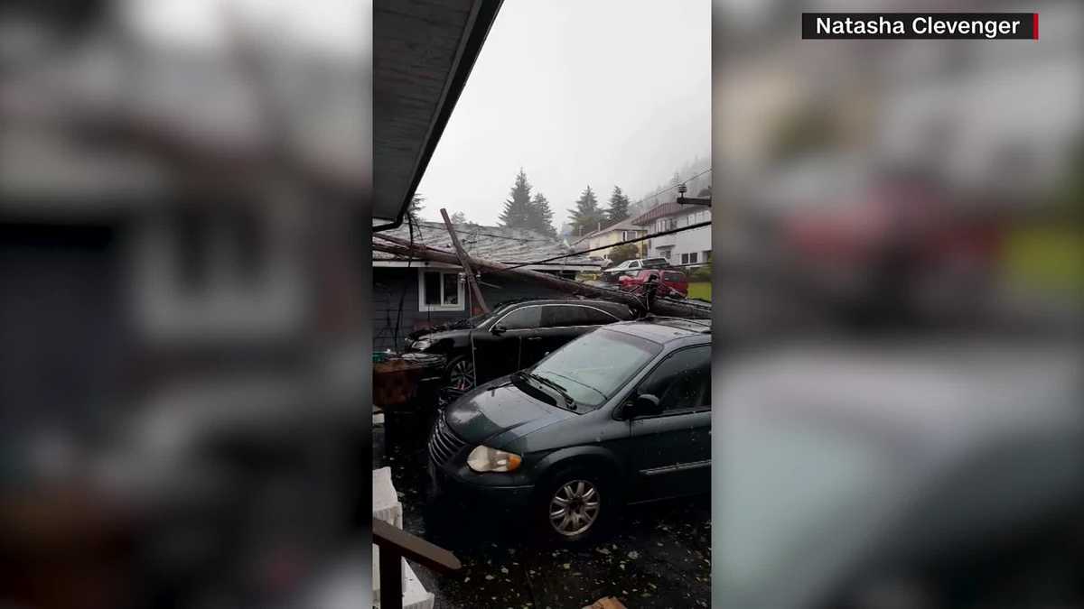 Alaska landslide kills 1 person and injures 3, authorities say