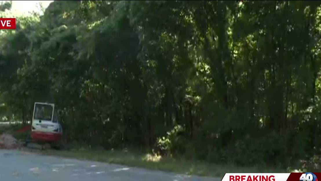 Two found dead in vehicle in Benton County