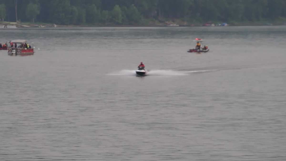 Man falls off jet ski in Allegheny River