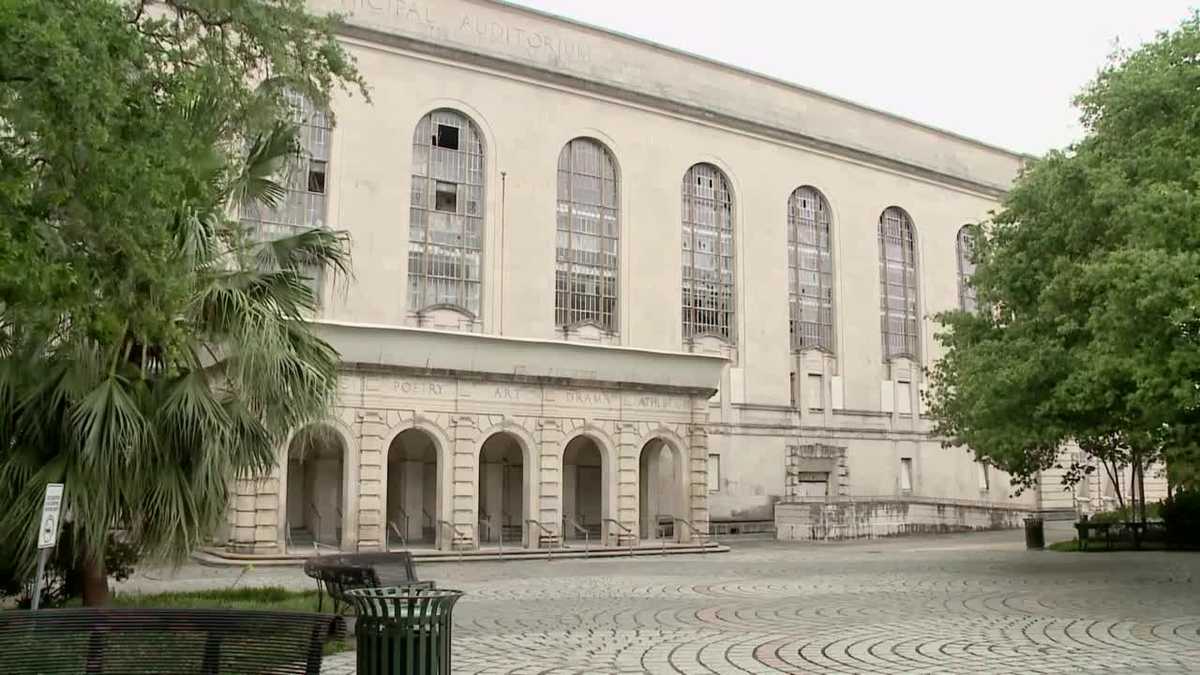 Move City Hall to Congo Square? Proposal drawing mixed notes