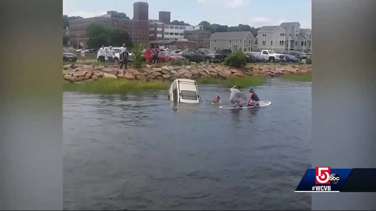 Driver rescued after car ends up in Merrimack River