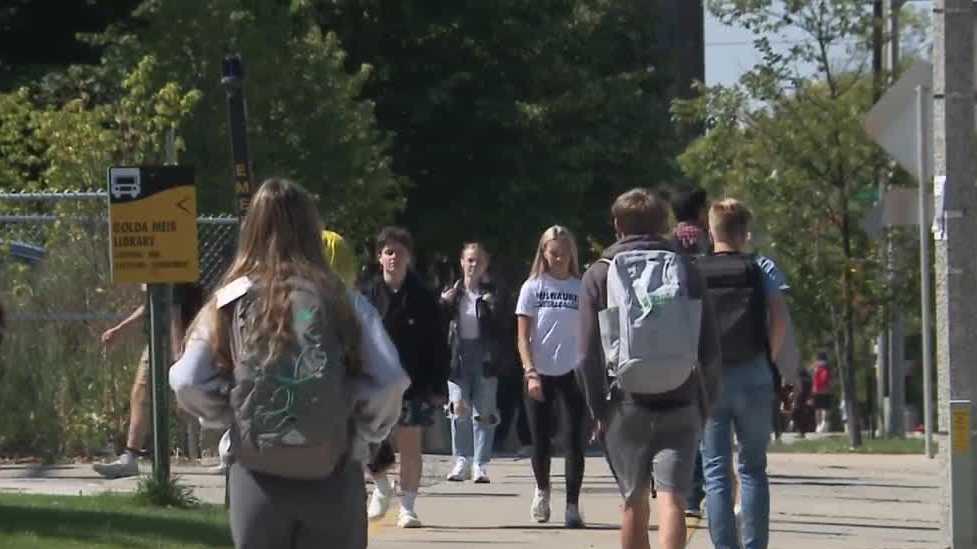 UW System enrollment rebounding from pandemic UW System enrollment rebounding from pandemic
