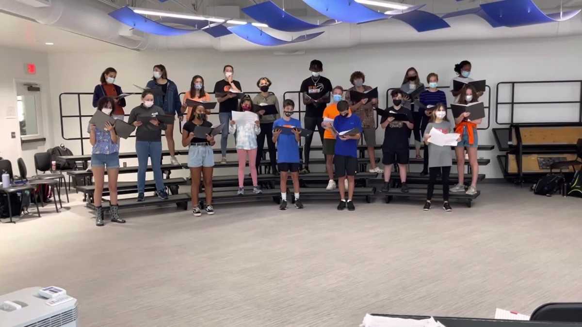 Forsyth Country Day School sends musical tribute to Mount Tabor