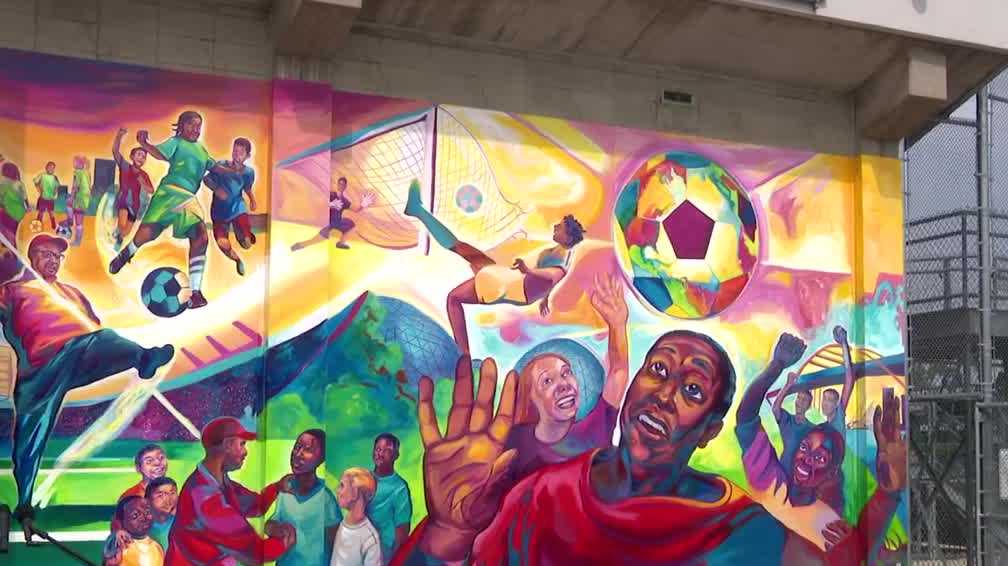 Milwaukee mural honors the life of soccer legend Jimmy Banks