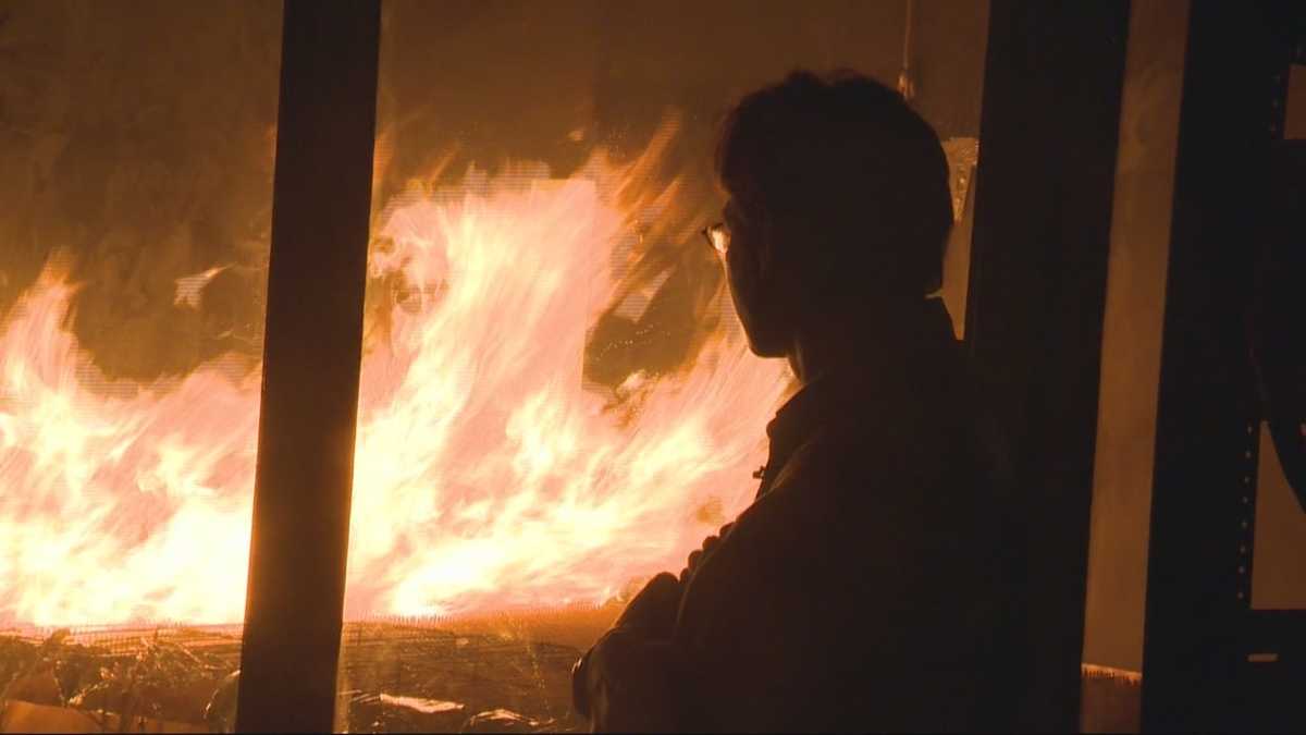 Scientists try to better understand the nature of fire