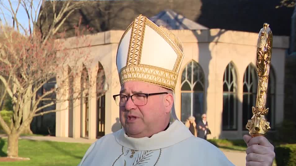 Boston archbishop joins thousands heading to Vatican for Pope Francis ...