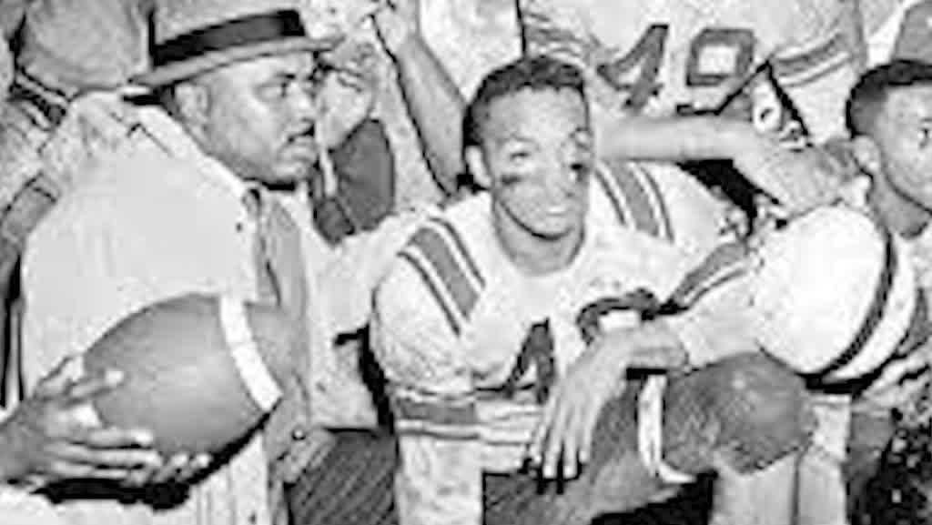 Jesse Jackson's teammates recall growing up, playing football