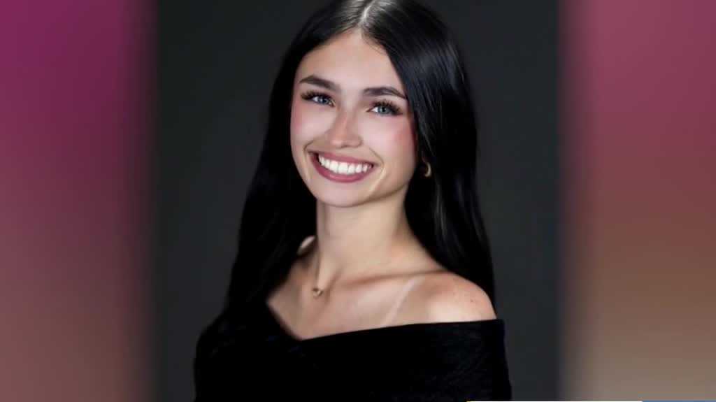 Hundreds flood UAB hospital with pink as Kimber Mills is honored before ...