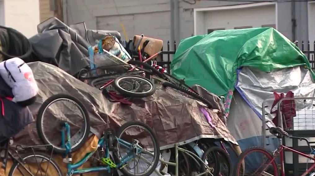 Manchester, NH, mayor to propose ban public homeless encampments