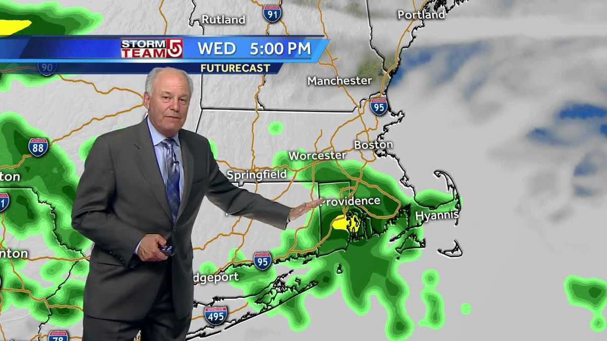 Video: Some late rain after a cloud-filled day