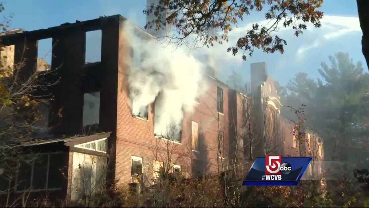 Fire breaks out at abandoned hospital building