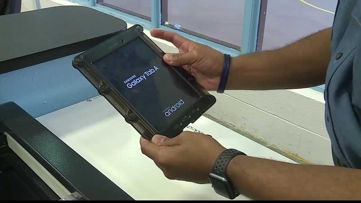 Every New York inmate is getting a free tablet