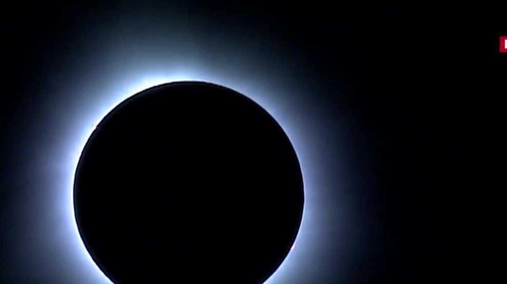 Photos of the total solar eclipse in Kentucky, southern Indiana