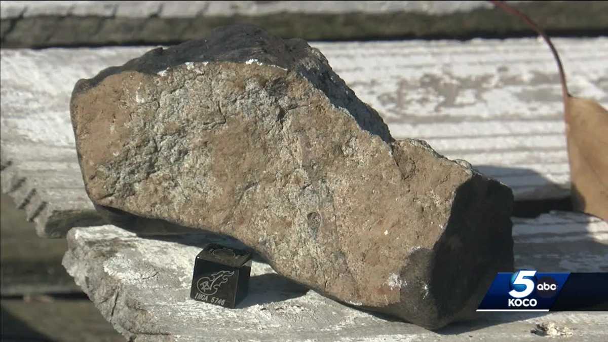 Meteorite hunter finds pieces of meteor in Oklahoma