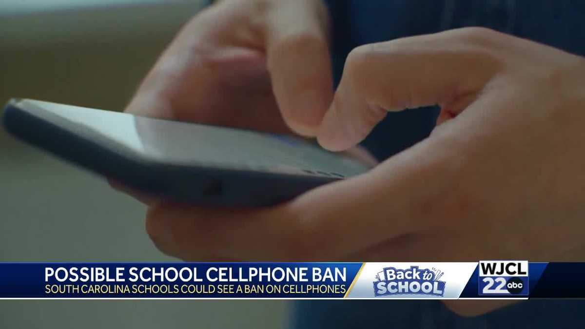 South Carolina lawmakers ban cell phones in public school classrooms