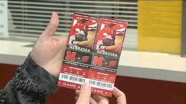 University officials warn of fake Husker tickets