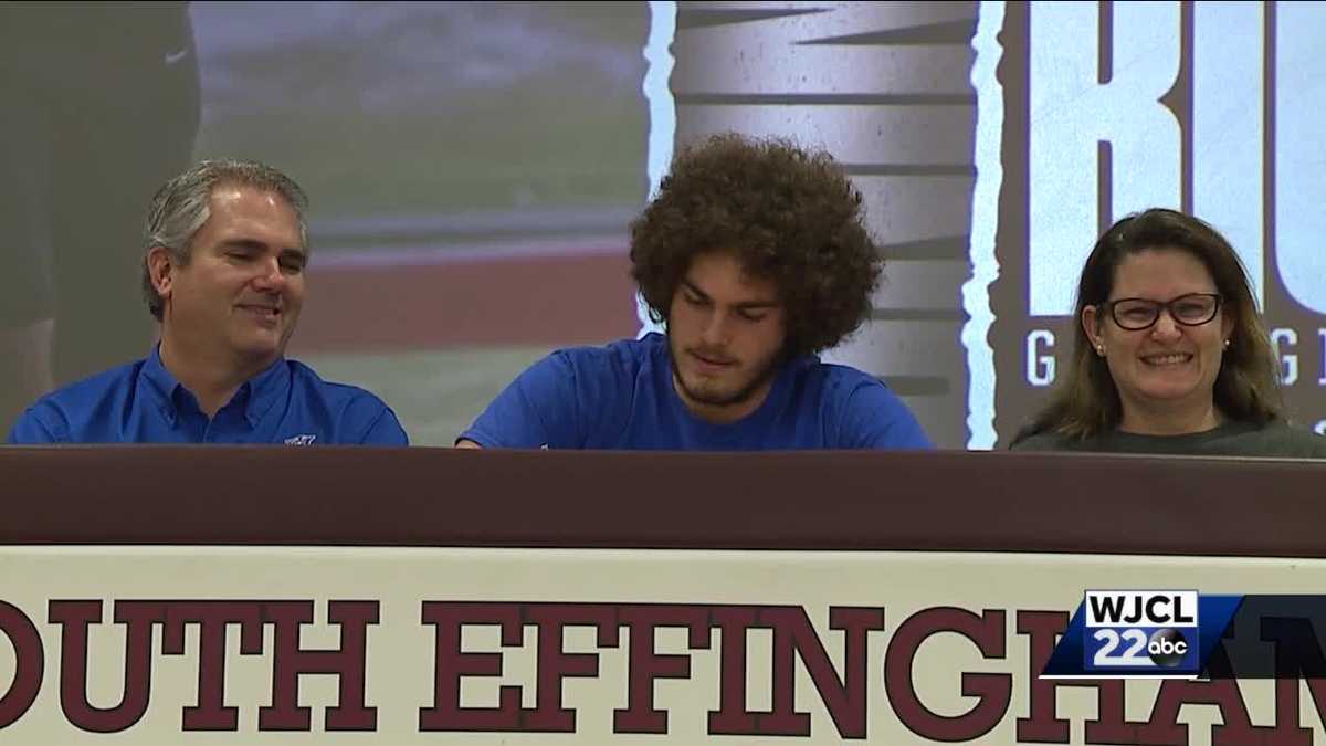 South Effingham's Liam Rickman, Jacob Fripp celebrate signings