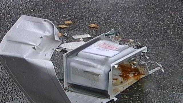 Microwave prompts bomb scare at 2010 Pittsburgh Marathon