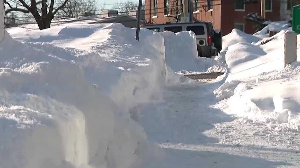 Exeter issues parking ban for snow removal