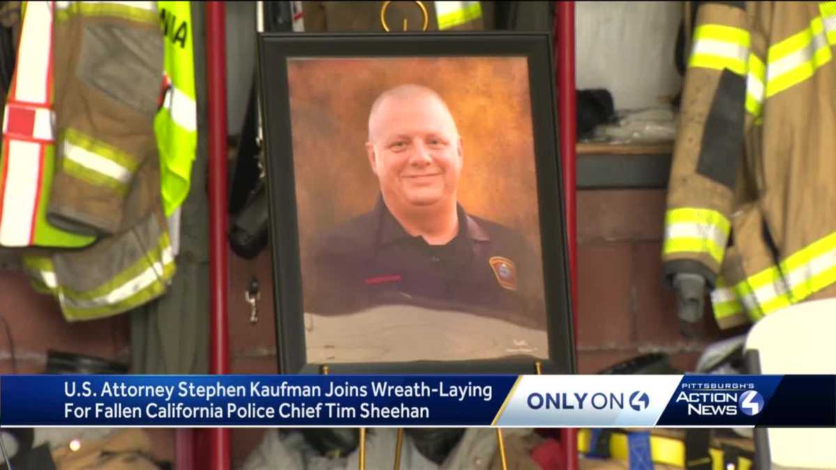 Fallen police chief and firefighter honored during wreath-laying ceremony
