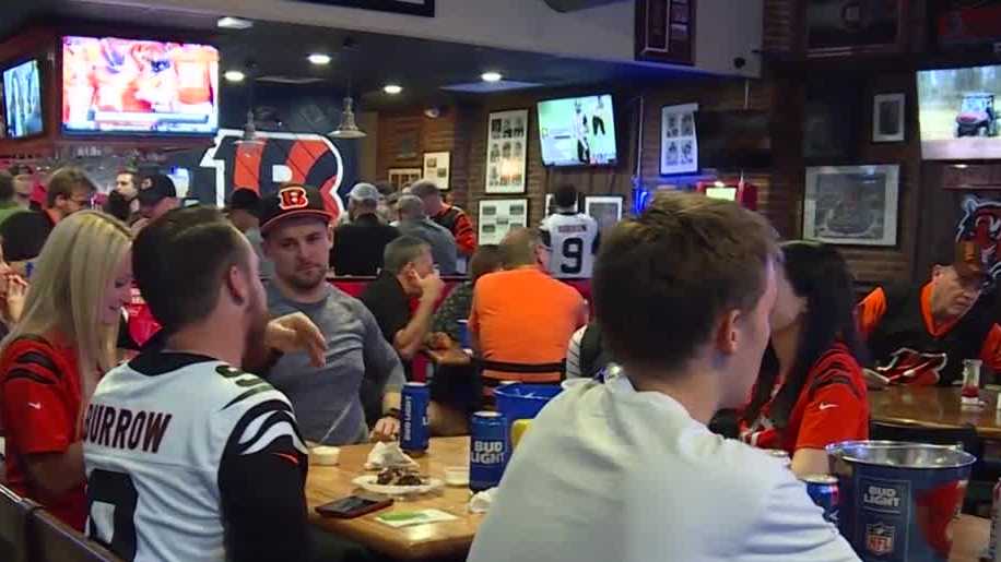 NFL football brings economic boost for local bars and restaurants