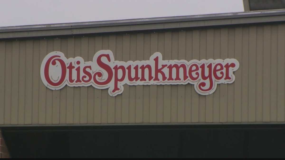 Otis Spunkmeyer plant to close, leaving 130 employees jobless