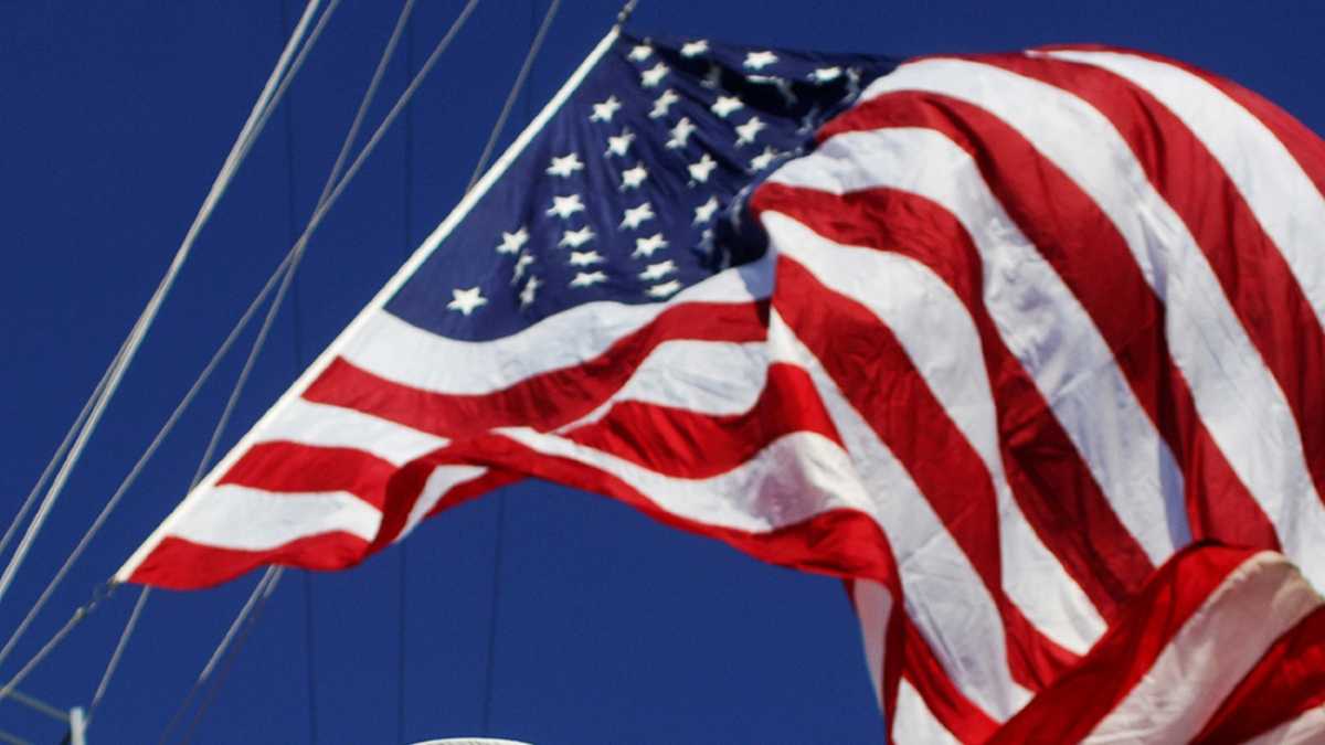 American flag swiped from Air Force veteran's yard in Hollister