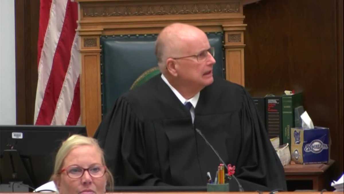 Rittenhouse Trial Jury Requests To Resume Deliberating Wednesday