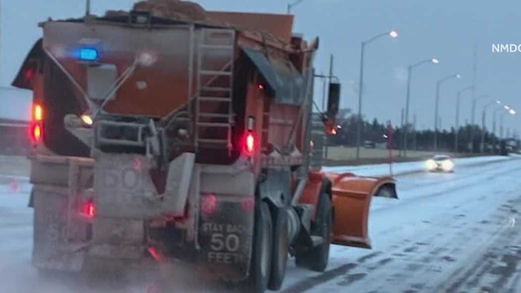 LIVE UPDATES: Strong winter storm brings ice & snow to New Mexico