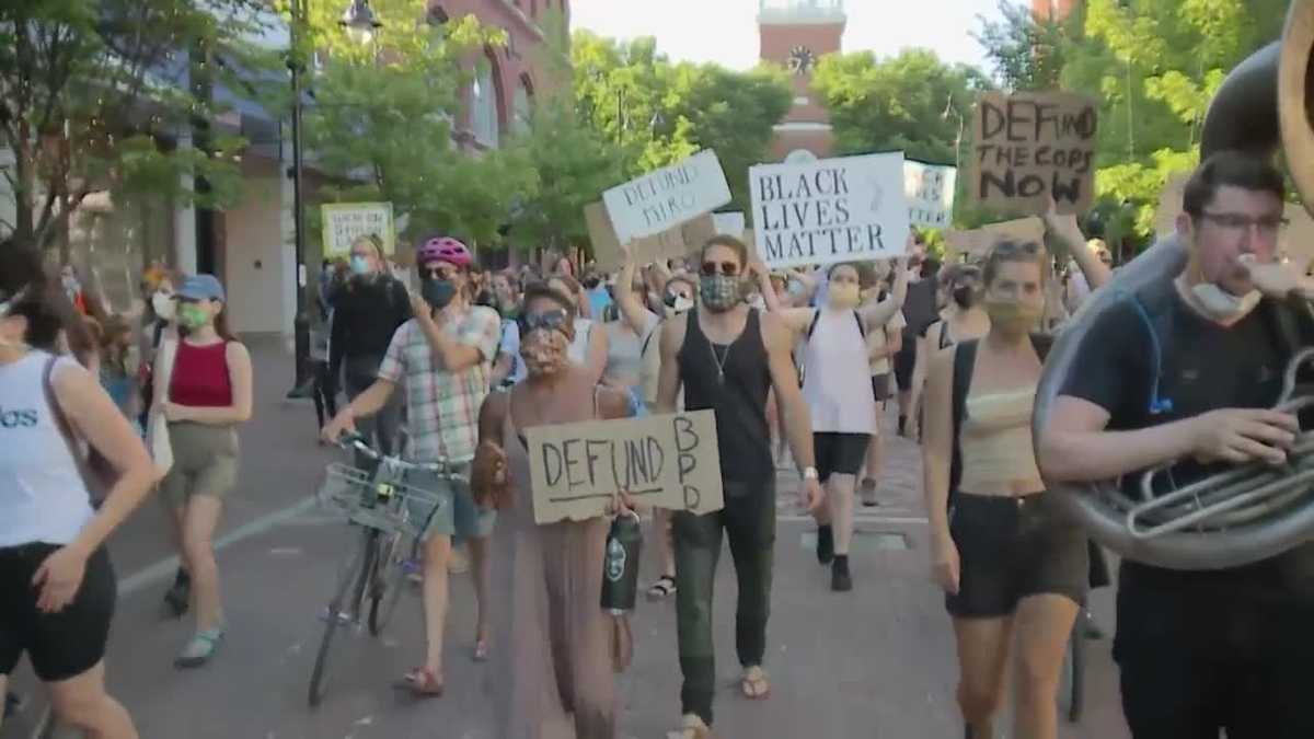 Protests held at Burlington mayor's home and city hall demanding ...