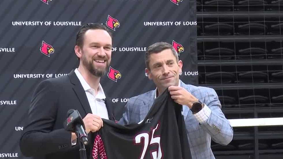UofL introduces new head volleyball coach Dan Meske
