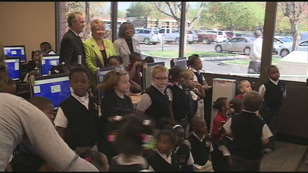 Shively Library reopens after 5 month renovation