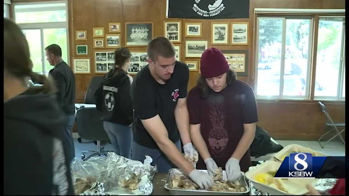 Inaugural 'Operation Turkey' event delivers meals to those in need