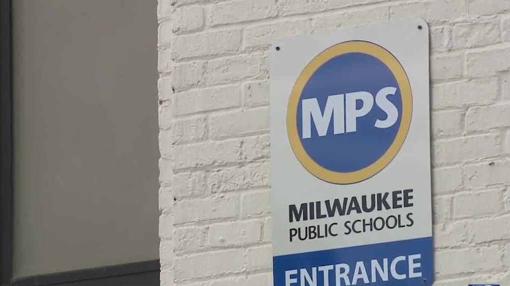 Milwaukee Public Schools looks for feedback about potential school closures during town halls