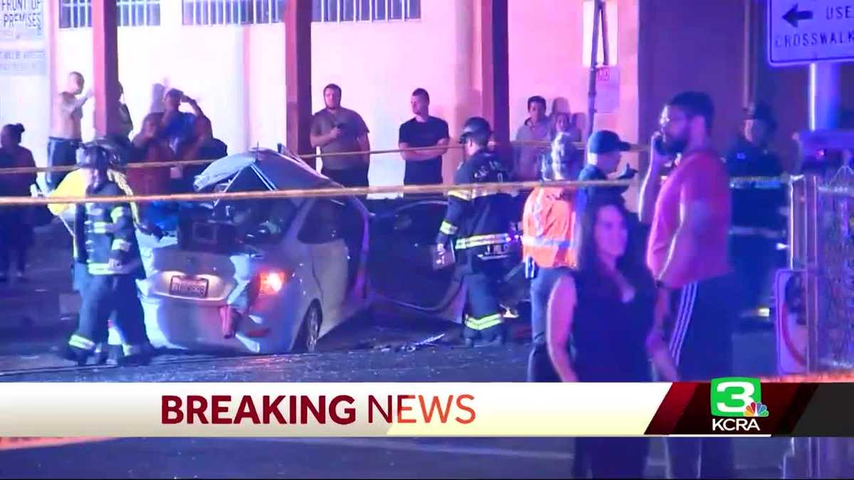 Deadly crash closes off intersection in Sacramento neighborhood