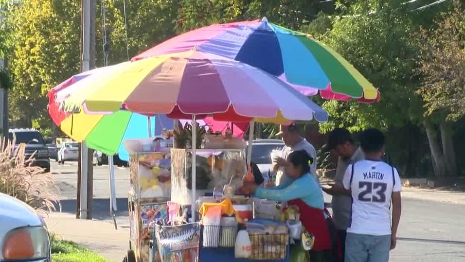 Street vendor boot camp: Sacramento street vendors get resources