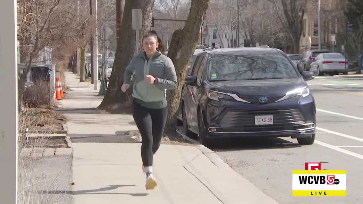 Influencer and marathoner Laura Green finds running hilarious