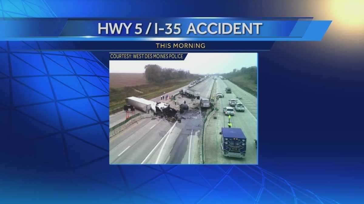 2 semi crash closes Interstate 35