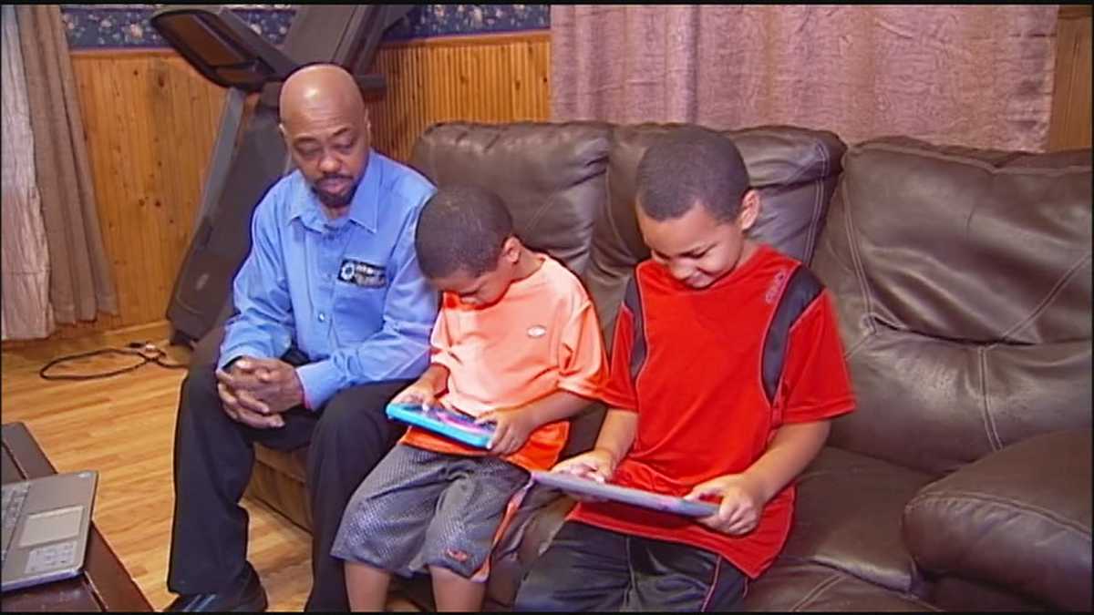 Children can be weak link in families' online safety strategy