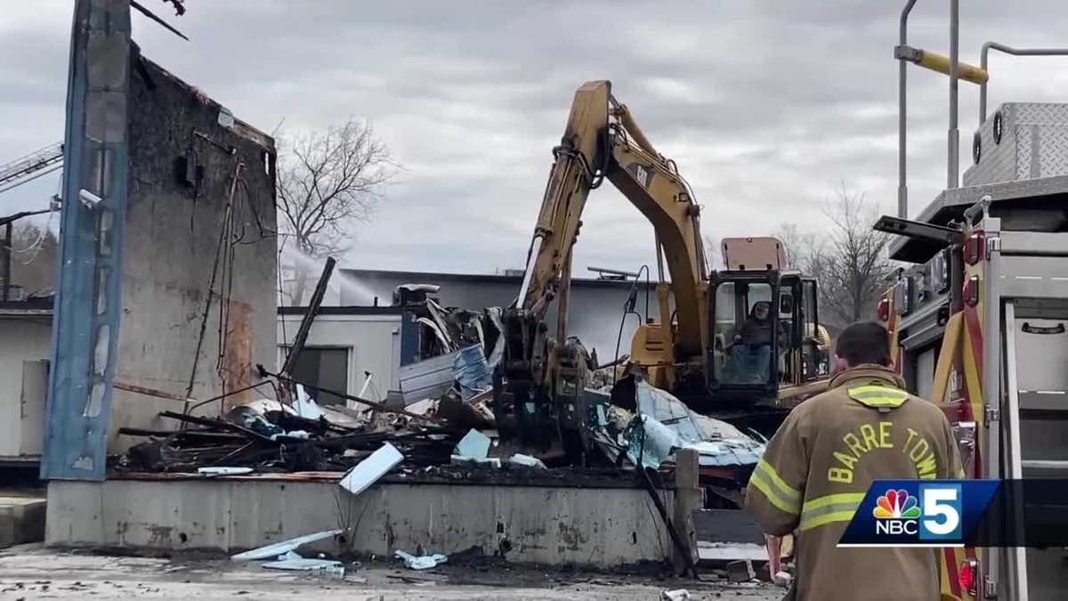 Crews battle structure fire in downtown Barre