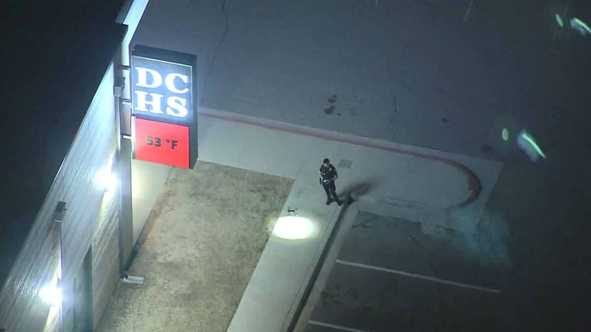Del City police take 2 into custody after early morning search