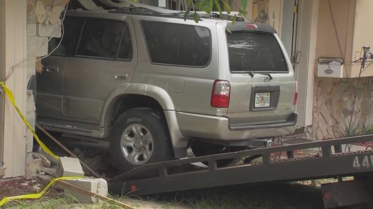 3 injured when SUV crashes into living room