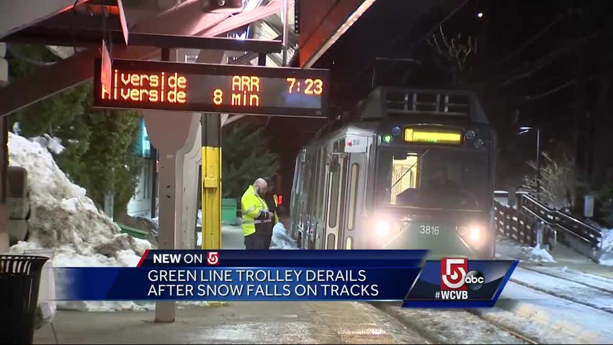 Green Line trolley derails after snow falls on tracks